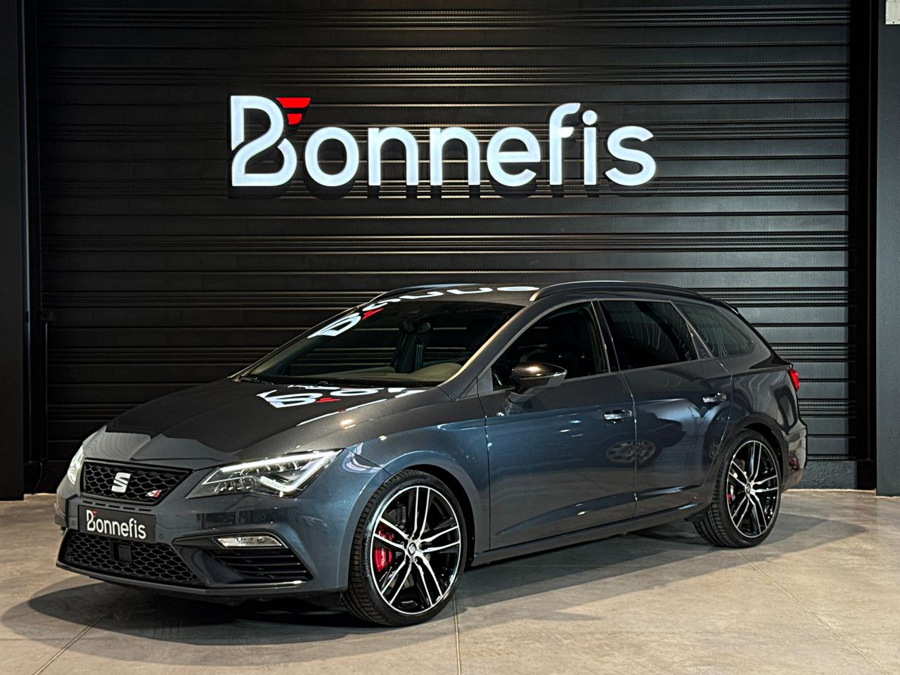BONNEFIS AUTOMOBILE - SEAT-LEON ST-Cupra 2.0 TSI 300ch DSG7 4Drive, GPS ...