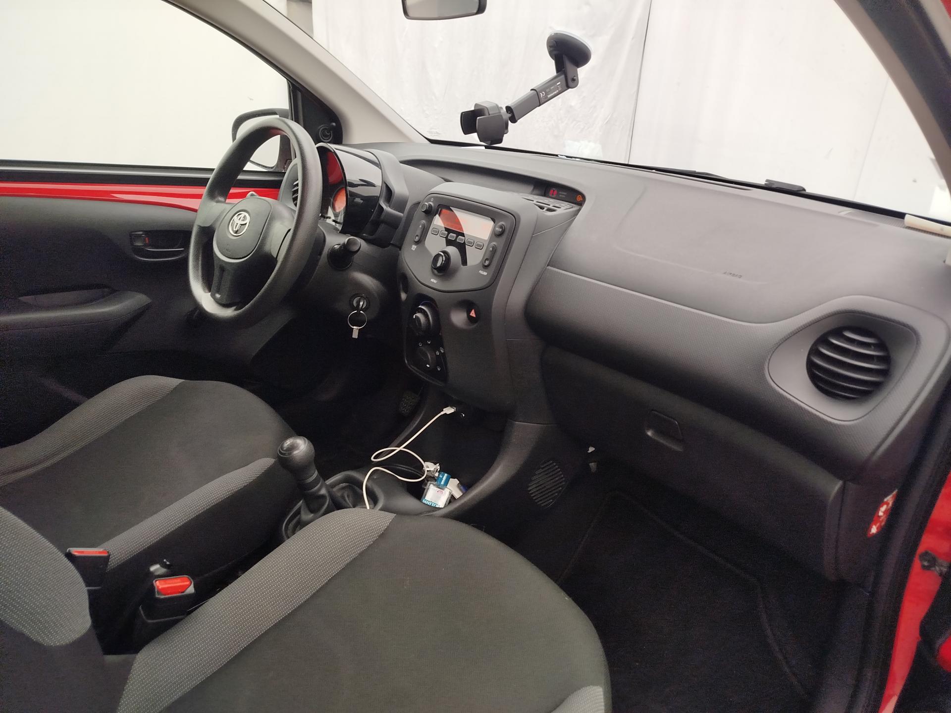 bye-buy-car.com - TOYOTA-AYGO-Aygo 1.0 VVT-i II x PHASE 2 Garantie ...